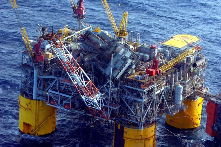 platform recovery - Grand Isle Shipyard